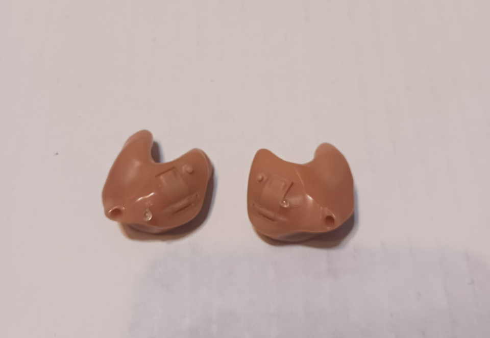 Sonic Innovations Velocity Hearing Aids UNTESTED with Case | eBay