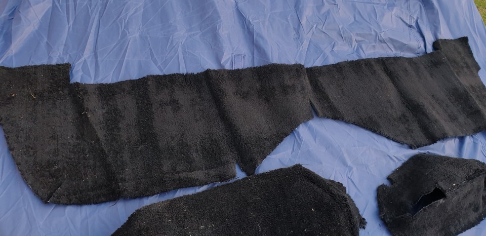 TRIUMPH STAG CARPET SET. 9 PIECES. NEW OLD STOCK. | eBay UK