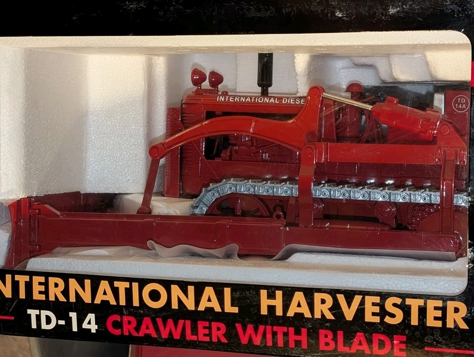 Speccast 1/16 International Harvester TD-14 Crawler With Blade New In ...
