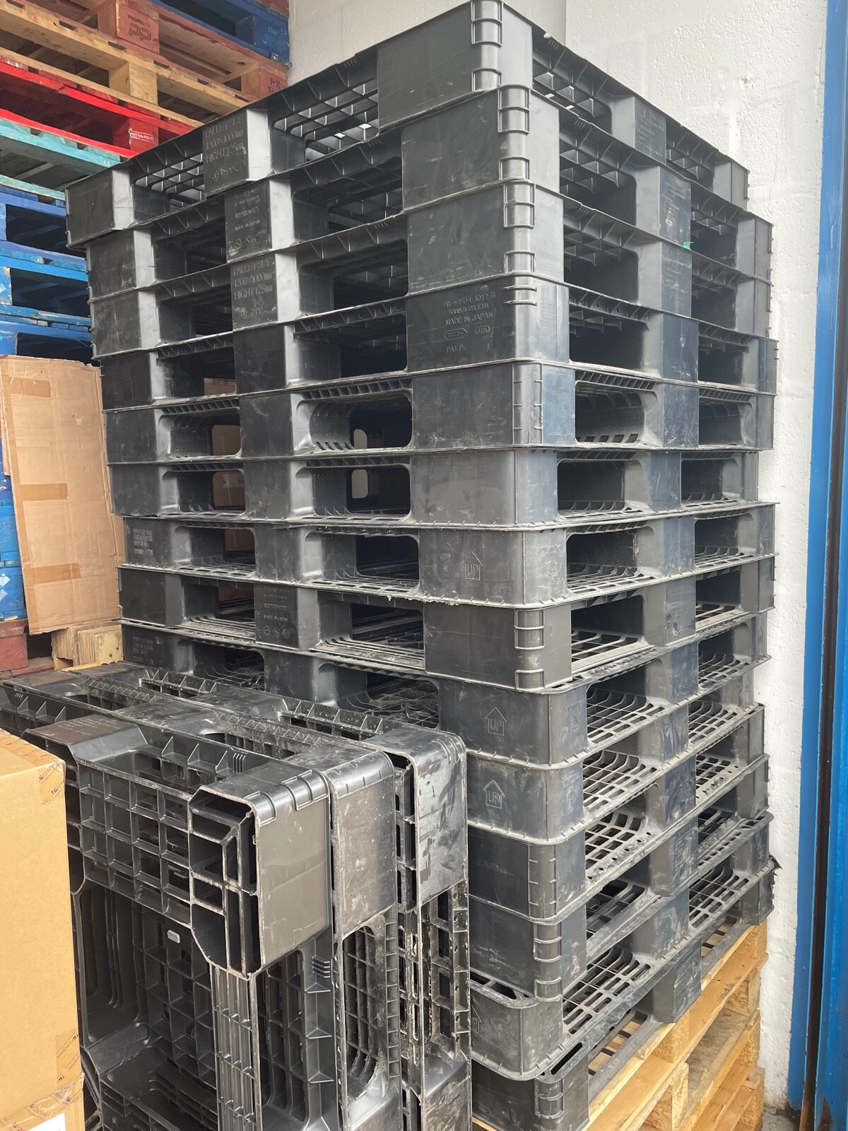 HEAVY DUTY PLASTIC PALLET Food Cleanroom Hygienic Warehouse ...