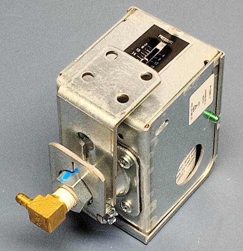 PENN P10BC-7C Low Pressure Control Switch Range 3 / 20 PSIG - NEW | eBay