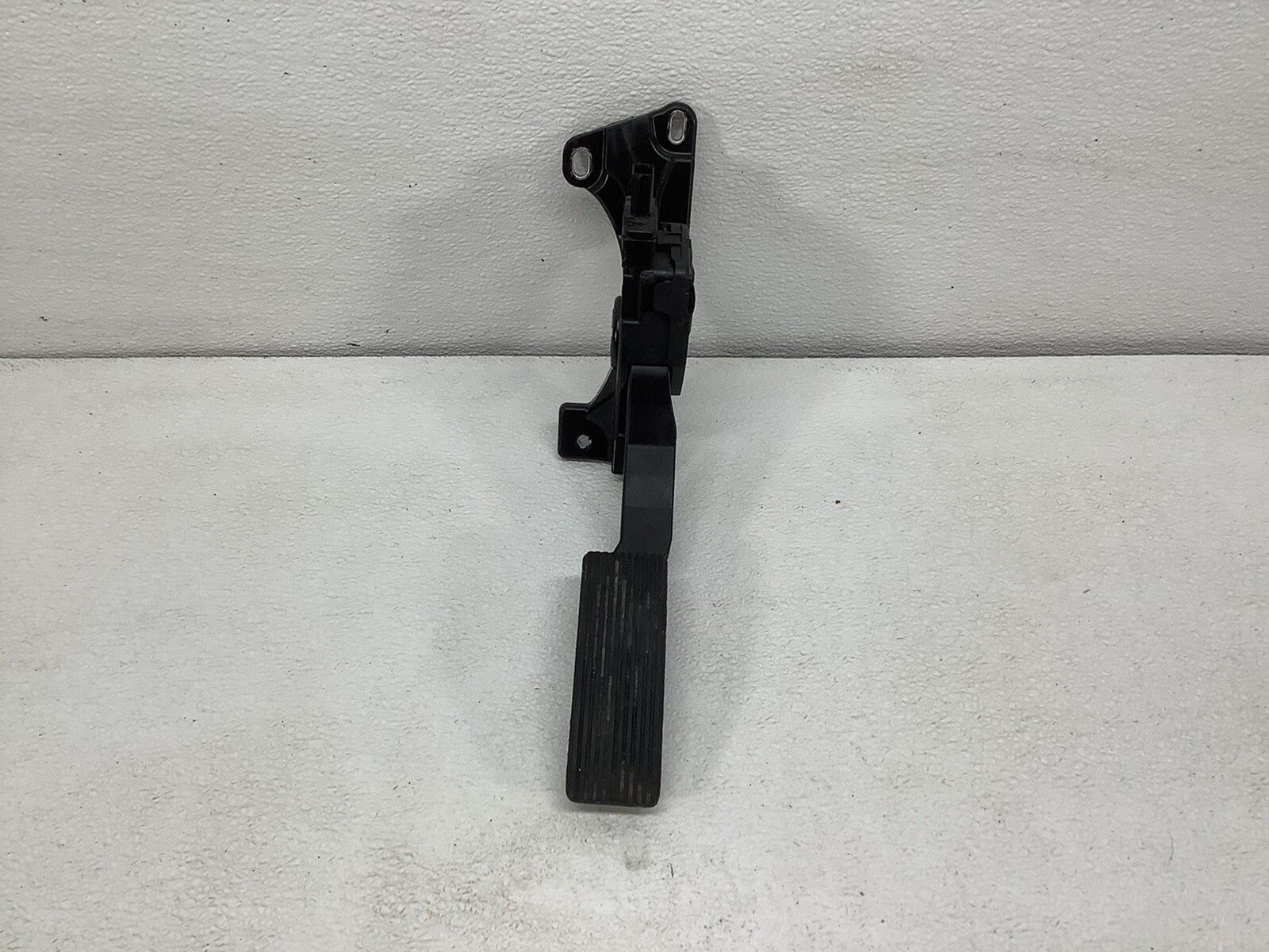 2014-2022 DODGE DURANGO THROTTLE ACCELERATOR GAS PETAL W/ SENSOR OEM | eBay