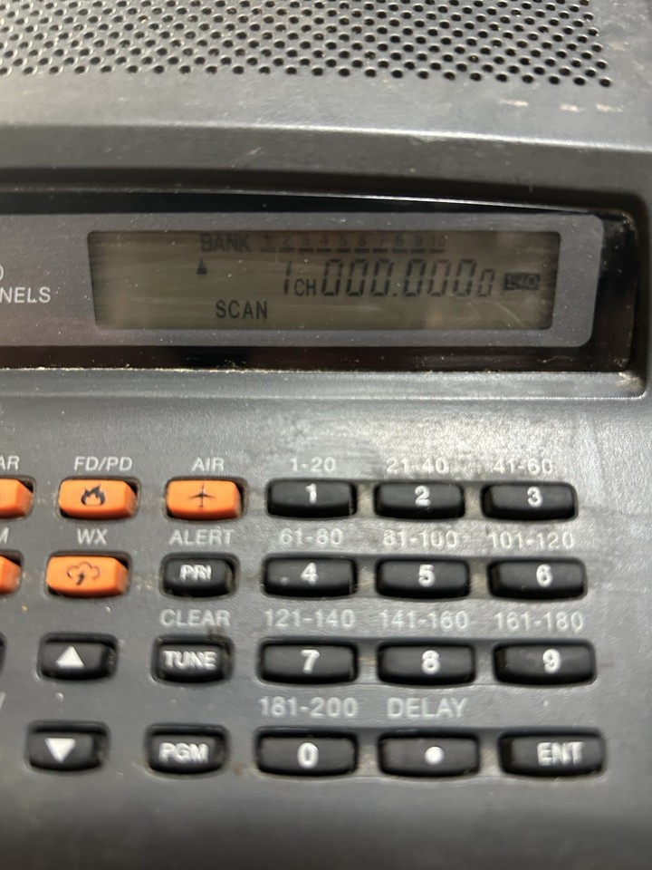 RadioShack Pro-2018 Ham Scanner ***Antenna And Power cord Included ...