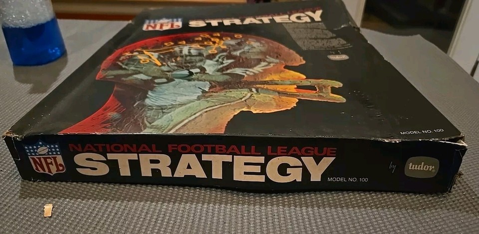 1970 Vintage NFL National Football League Strategy Game Tudor COMPLETE ...