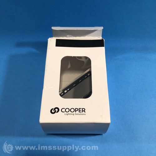 Cooper RC-3TLB-Z1D-W Room Controller Wall Station FNOB | eBay