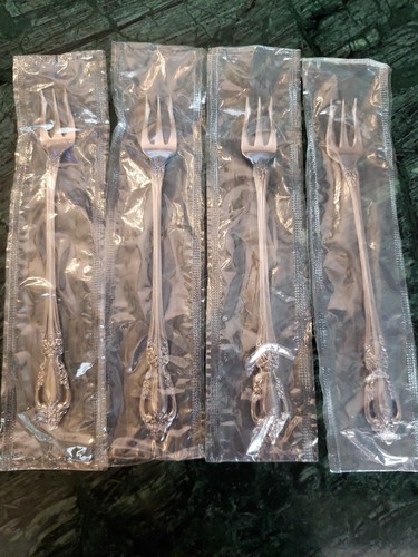 NEW (4) Seafood Cocktail Forks Distinction Deluxe Stainless Steel ...
