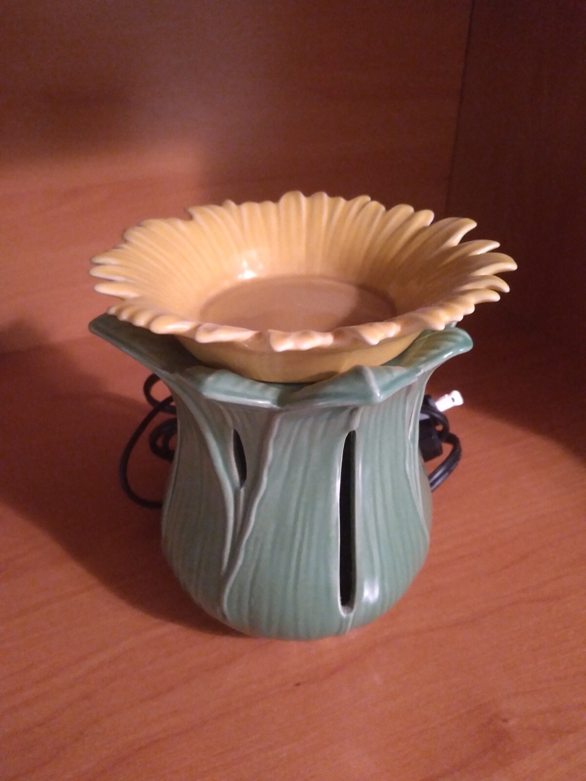 Retired Partylite Sunflower Electric 2pc Tart Warmer EXCELLENT ...