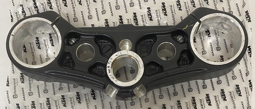 2017-18 KTM Duke 390 Upper Triple Clamp GDC, Front Fork OEM ...