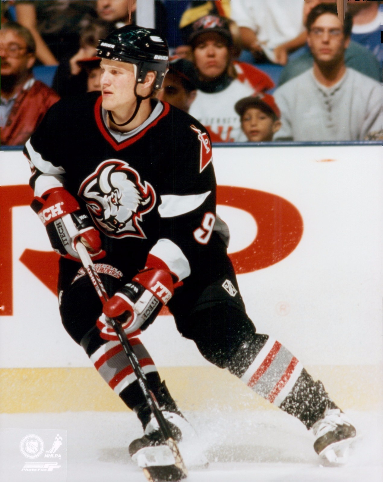 Erik Rasmussen Buffalo Sabres Licensed Unsigned Glossy 8x10 Photo NHL ...