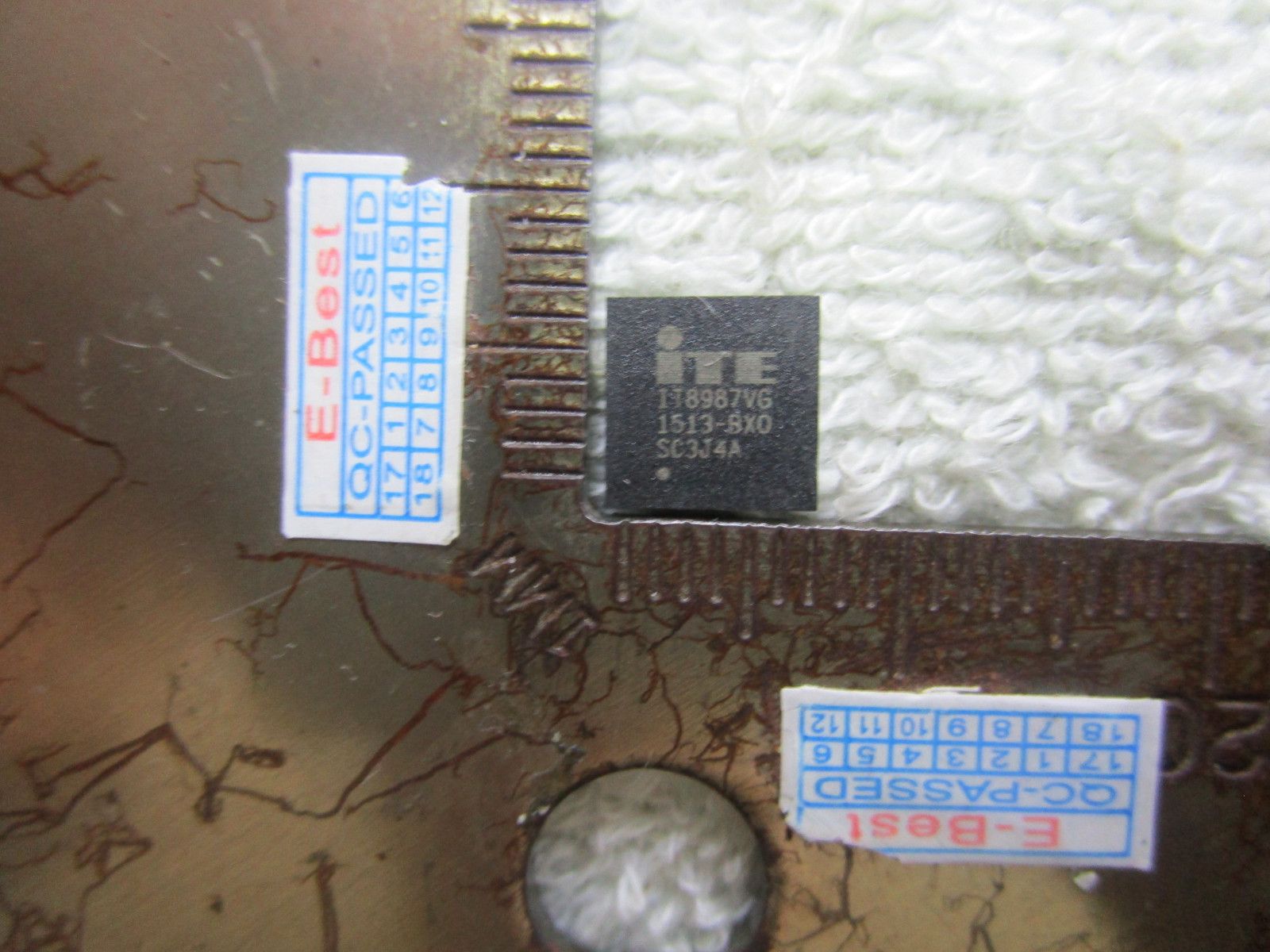 1x ITB987VG BX IT89B7VG 8XO IT8987V6 BX0 IT8987VGBXO IT8987VG BXO BGA ...