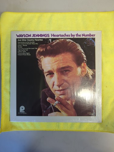 WAYLON JENNINGS HEARTACHES BY THE NUMBER VINYL LP RECORD VG+ CAS-2556 ...