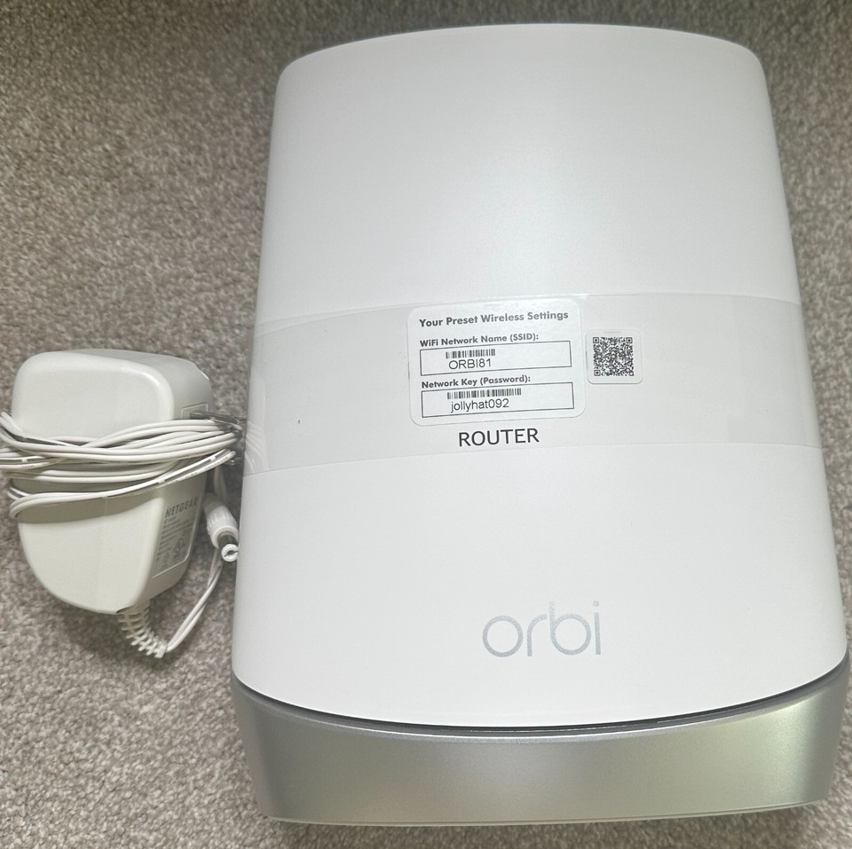 NETGEAR Orbi RBR750 AX4200 4200 Mbps 4 Port 10/100/1000 Mbps Wireless ...