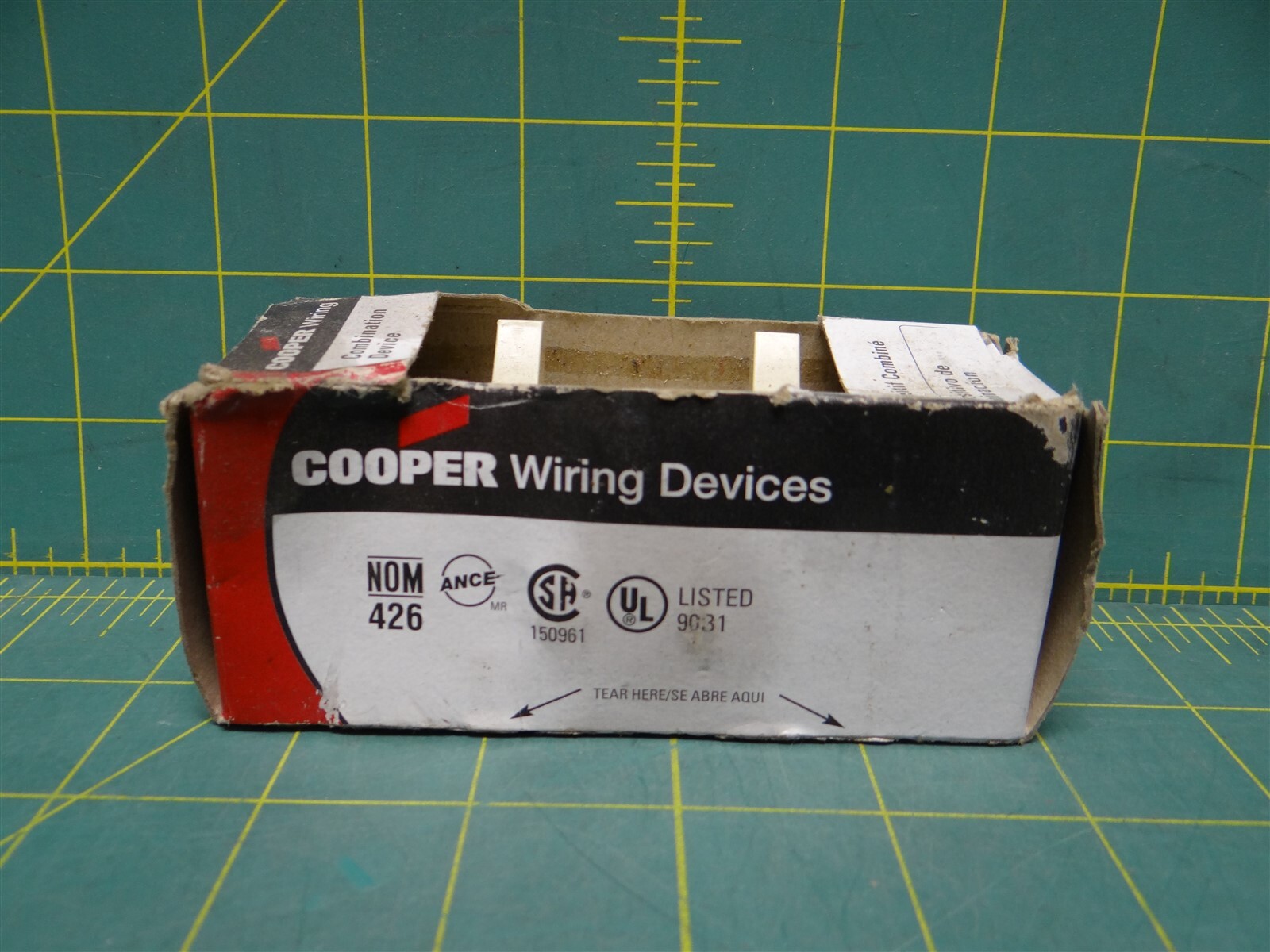 Cooper Wiring Devices 271v Ivory 15a Commercial Combination Switch for ...