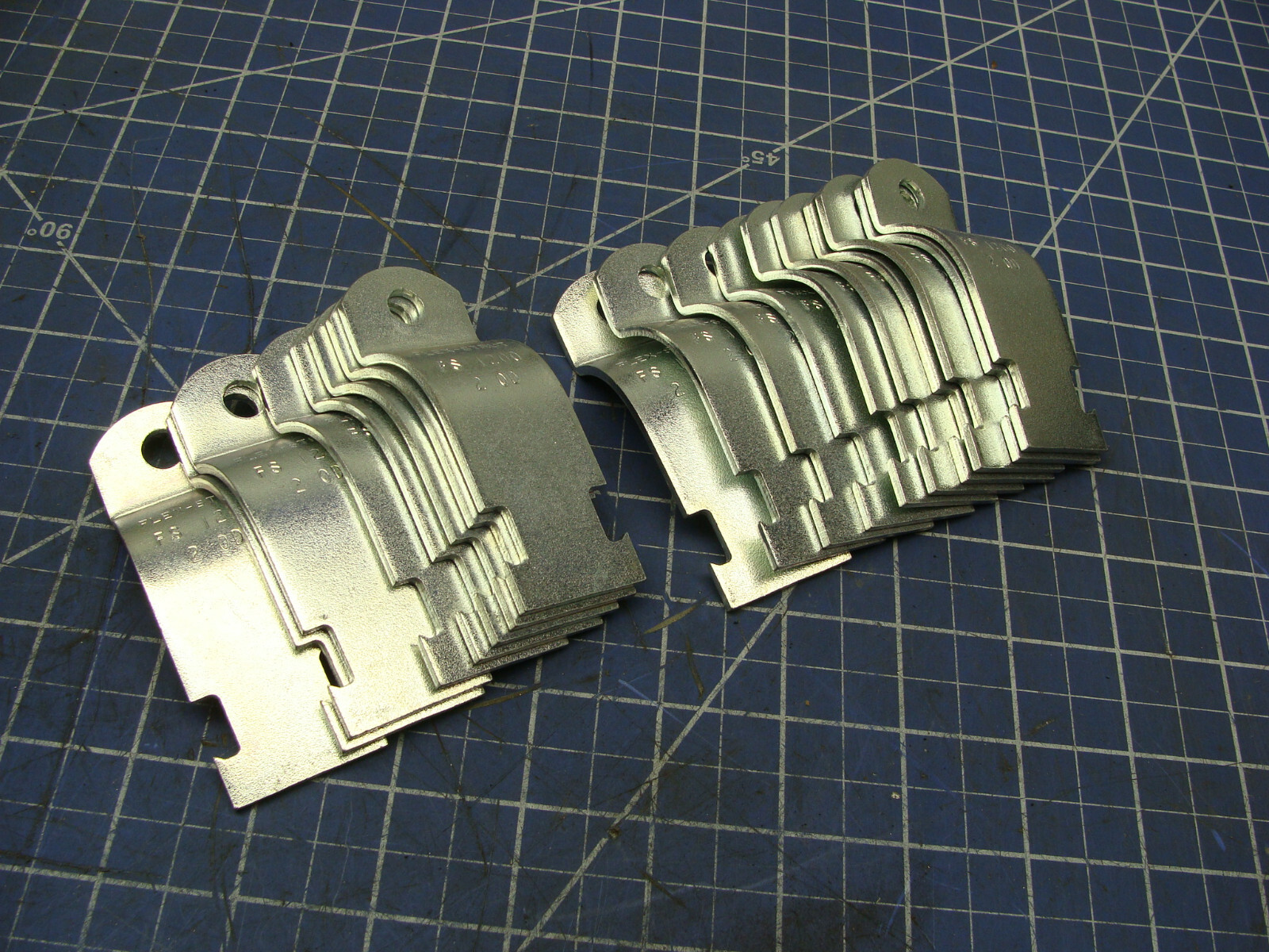 LOT OF 18 (9 SETS) FLEX-STRUT FS 1200 2" OD CONDUIT CLAMPS | eBay