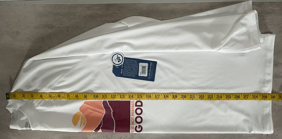 LIFE IS GOOD Rash guard UPF50+ Cycle Surf Swim Long Sleeve Tee Shirt ...