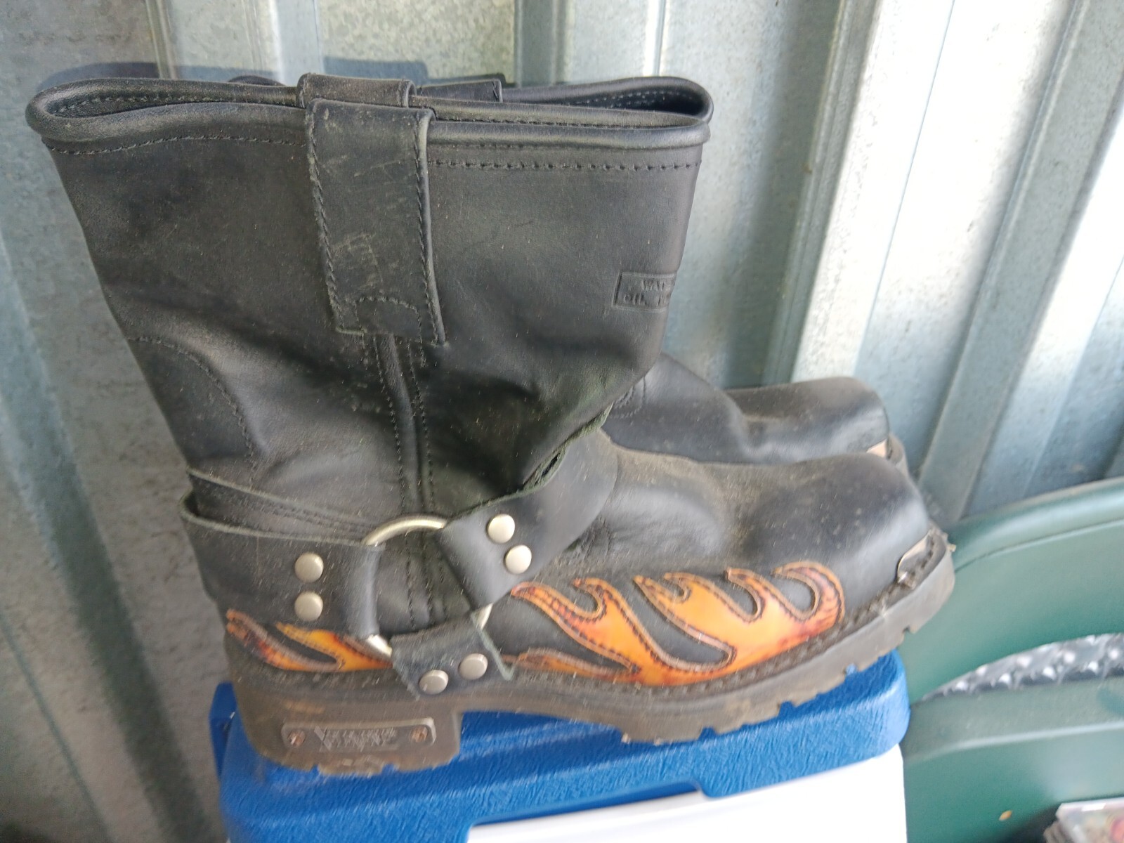 XELEMENT MOTORCYCLE WOMEN'S BLACK LEATHER FLAMED HARNESS BOOTS .SIZE 8. ...