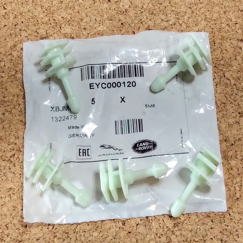 GENUINE LAND ROVER FLOOR PLATE DOOR SCUFF CLIP RANGE ROVER 03-12 ...