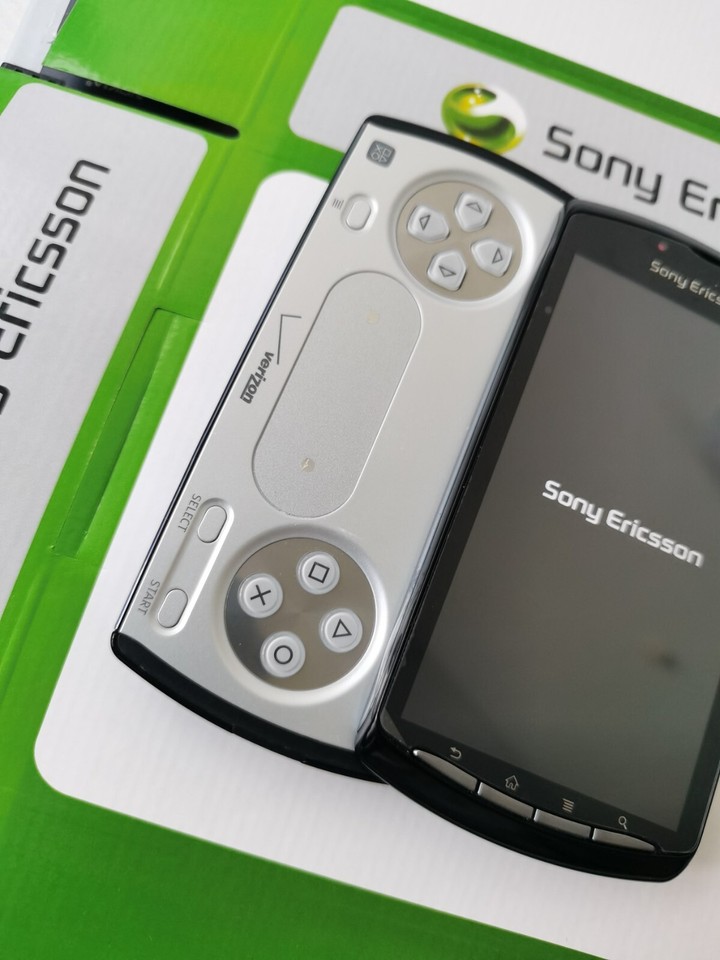 Sony Ericsson R800IEUBLK Xperia Play R800i Unlocked Slide-Out ...