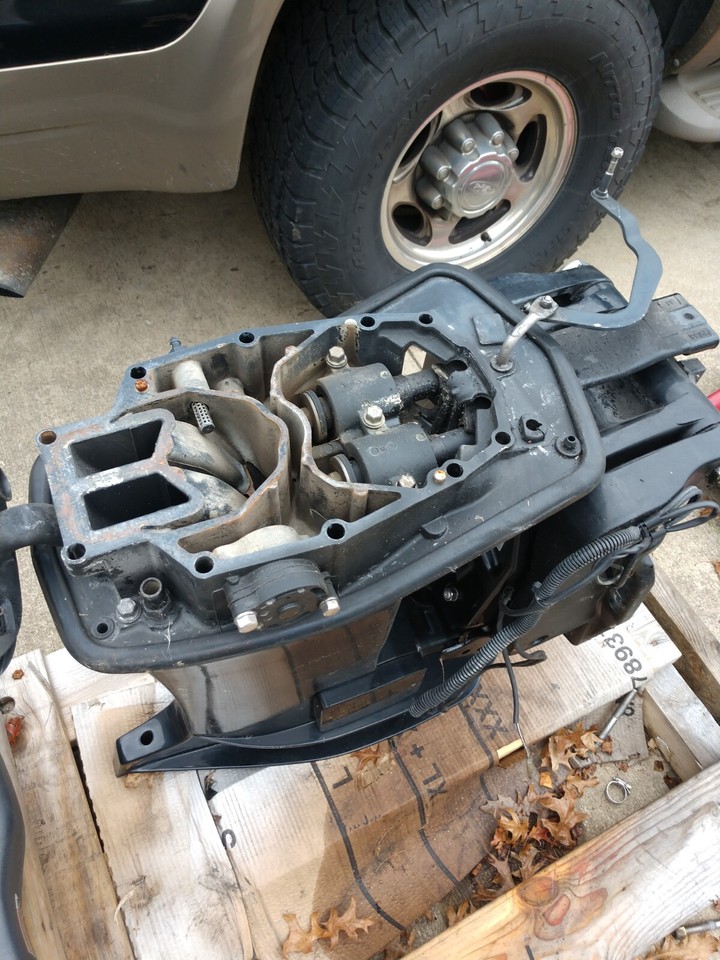 Mercury Pro XS 25" Mid-Section W/ Tilt & Trim. 200, 225, 250, 300 ...