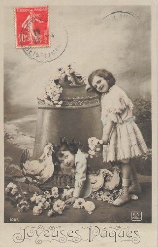 CP JOYEUSES PAQUES PETITE FILLE GARCON FLEURS AVEC CLOCHE POULE | eBay