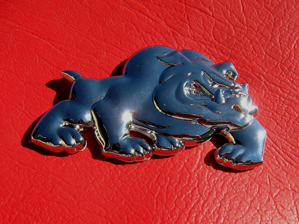 English Bulldog Chrome Dog Medallion Car Emblem Logo Badge