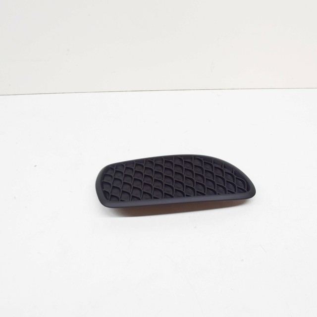 Mercedes-Benz GLA X156 Front Bumper Right Cover Trim A1568856800 ...