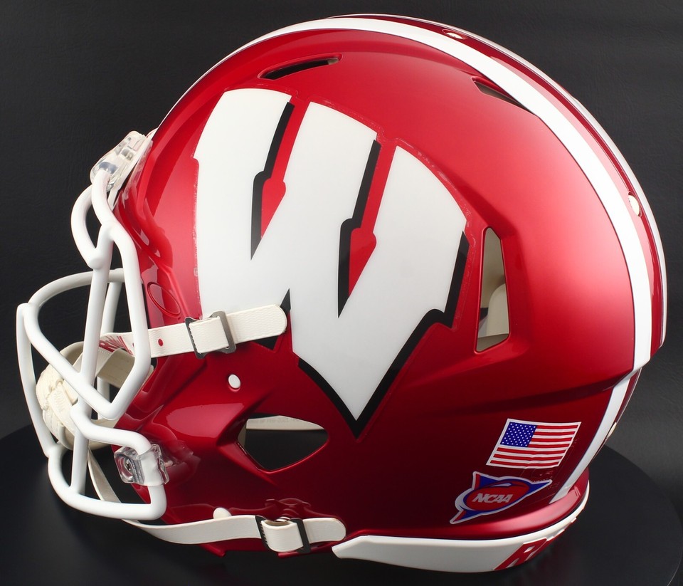 WISCONSIN BADGERS NCAA Riddell Speed Full Size REPLICA Football Helmet ...