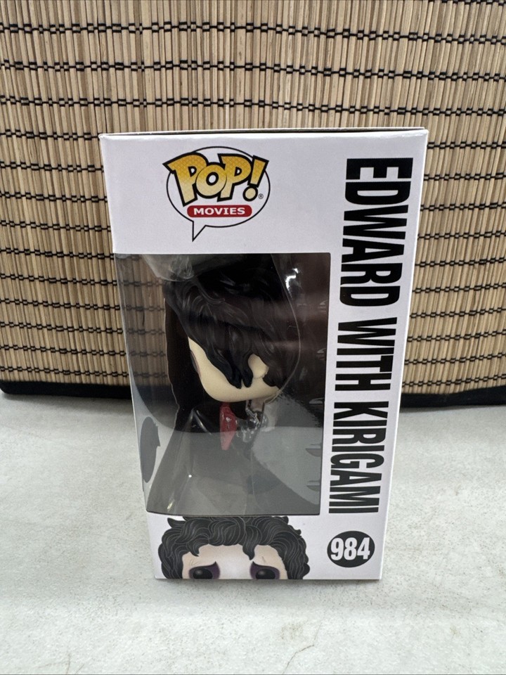 Funko Pop! Edward with Kirigami #984 - Edward Scissorhands Special ...