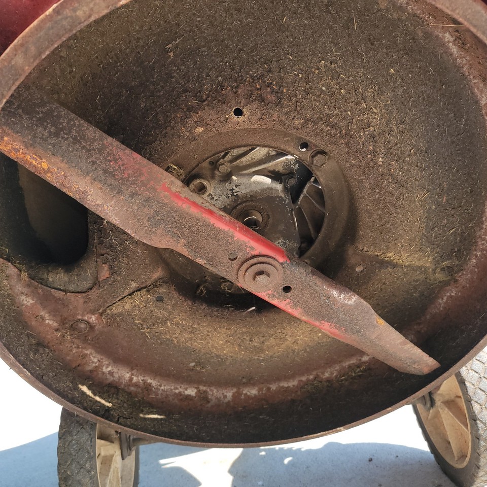 Vintage Snapper Push Lawn Mower , Pull Start, Model 21350 with Bagger ...