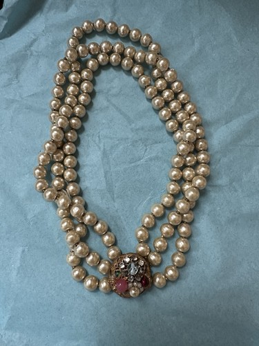 Early Miriam Haskell Faux Pearl necklace With Beaded Clasp | eBay