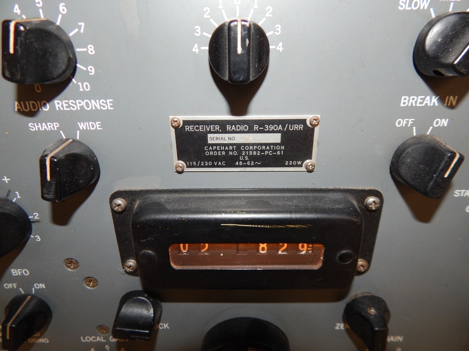 *TC* CAPEHART / MOTOROLA R-390A/URR R390A HF Communication Receiver ...