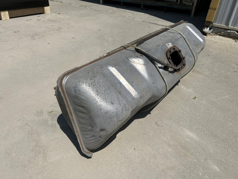 1984-1996 C4 Chevrolet Corvette OEM 25 Gallon Fuel Tank Assembly ...