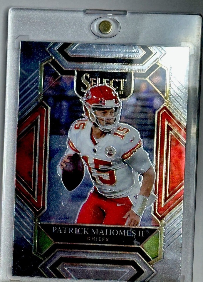 Patrick Mahomes RARE GOLD FOIL INVESTMENT CARD SSP PANINI CHIEFS MVP ...