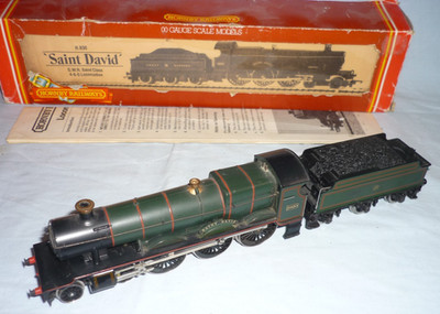 HORNBY OO GAUGE GWR SAINT CLASS 29xx 4-6-0 TENDER LOCO 2920 SAINT DAVID ...
