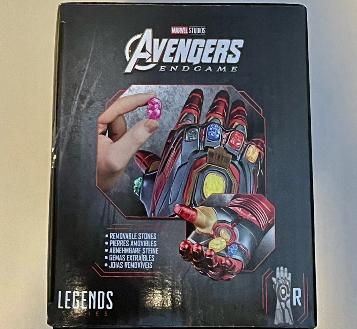 Marvel HSE6253 Legends Series Avengers Electronic Power Gauntlet for ...