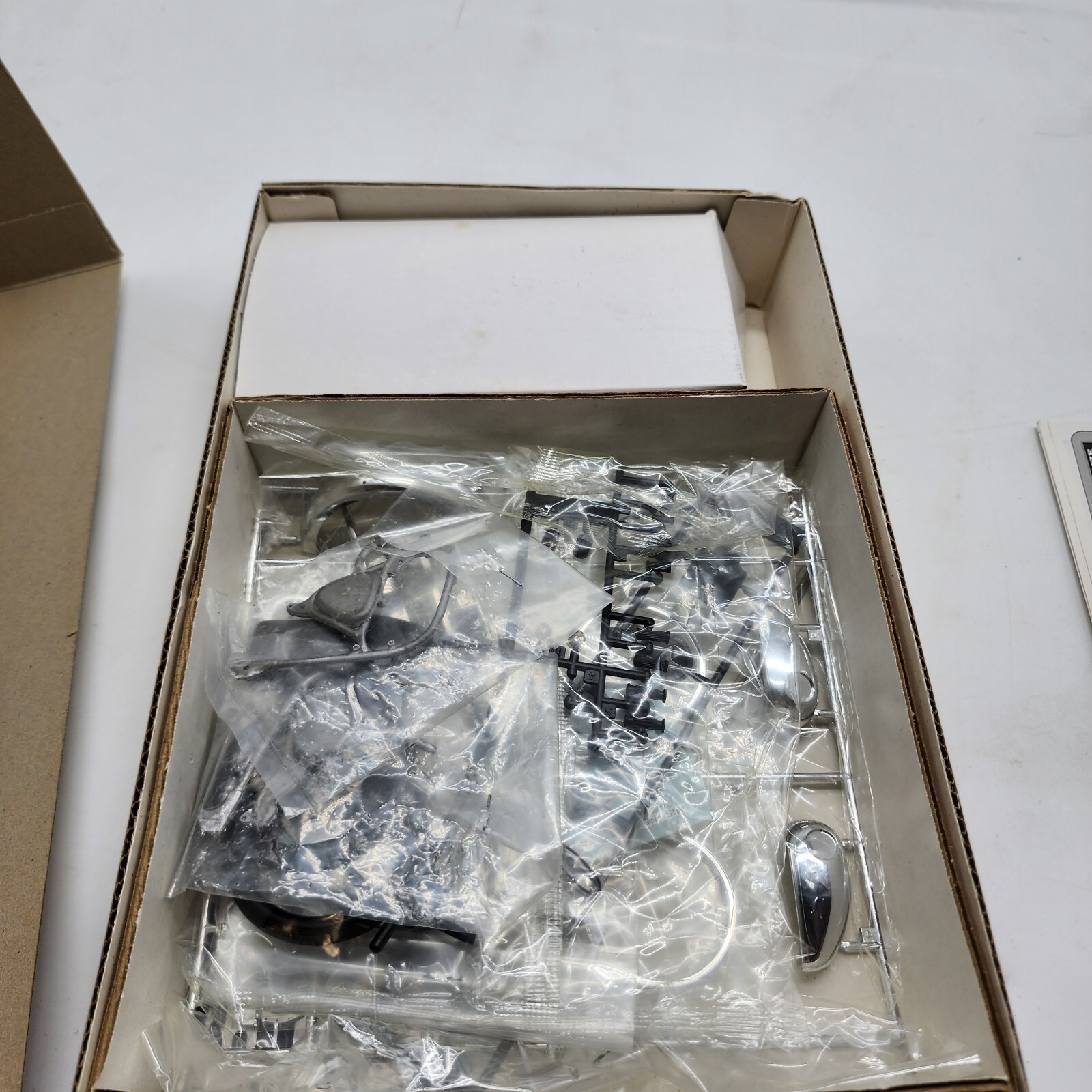 Gunze Sangyo 1:12 Scale BSA DBD34 Gold Star High-Tech Model Kit # G-617 ...