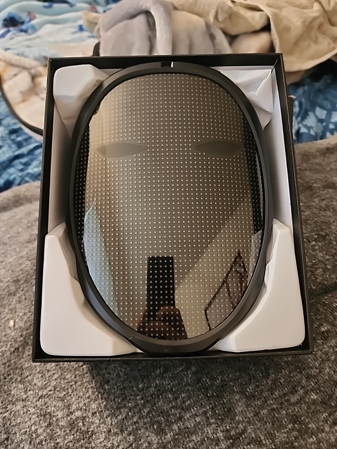 MEGOO Led Mask with Bluetooth Programmable App,Shining Led Light Up ...