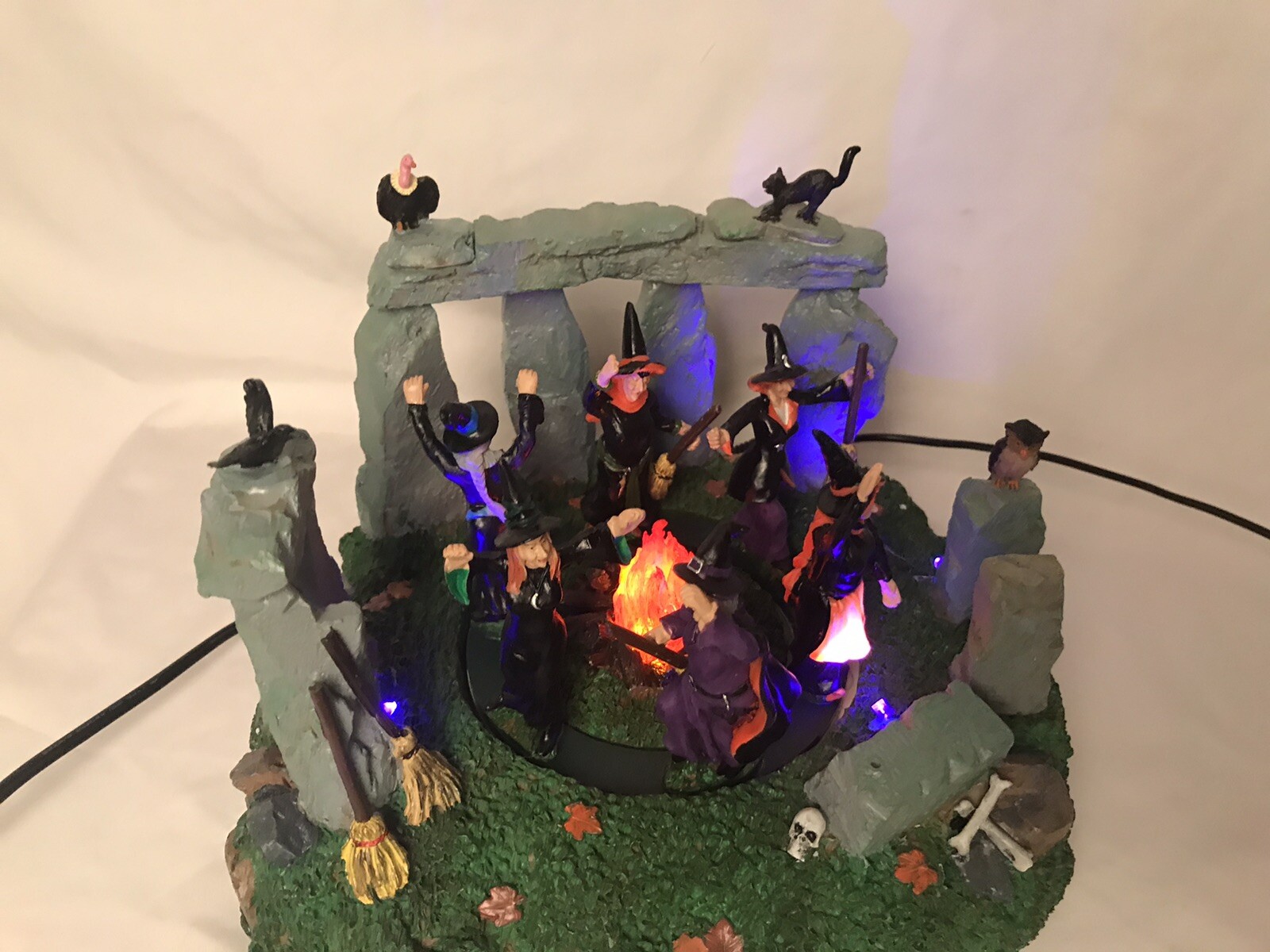 Lemax Spooky Town Collection Lighted Animated Halloween Village WITCHES ...