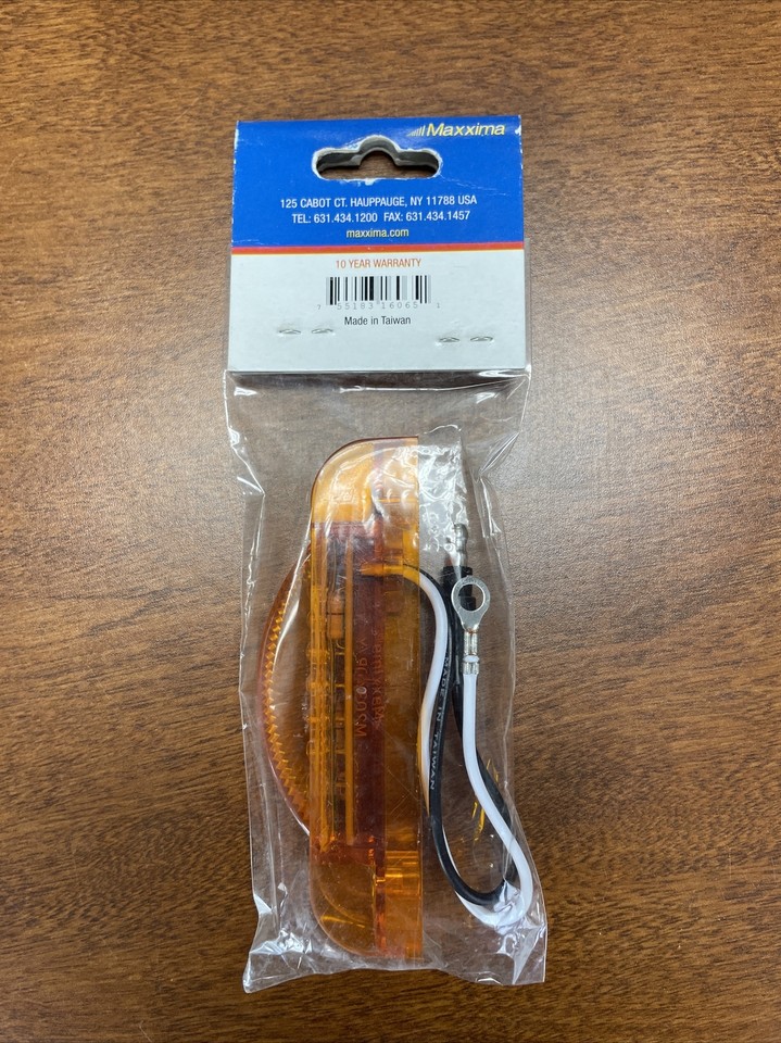 Maxxima Amber Clearance Light 4"x3/4" (M20340Y) | eBay