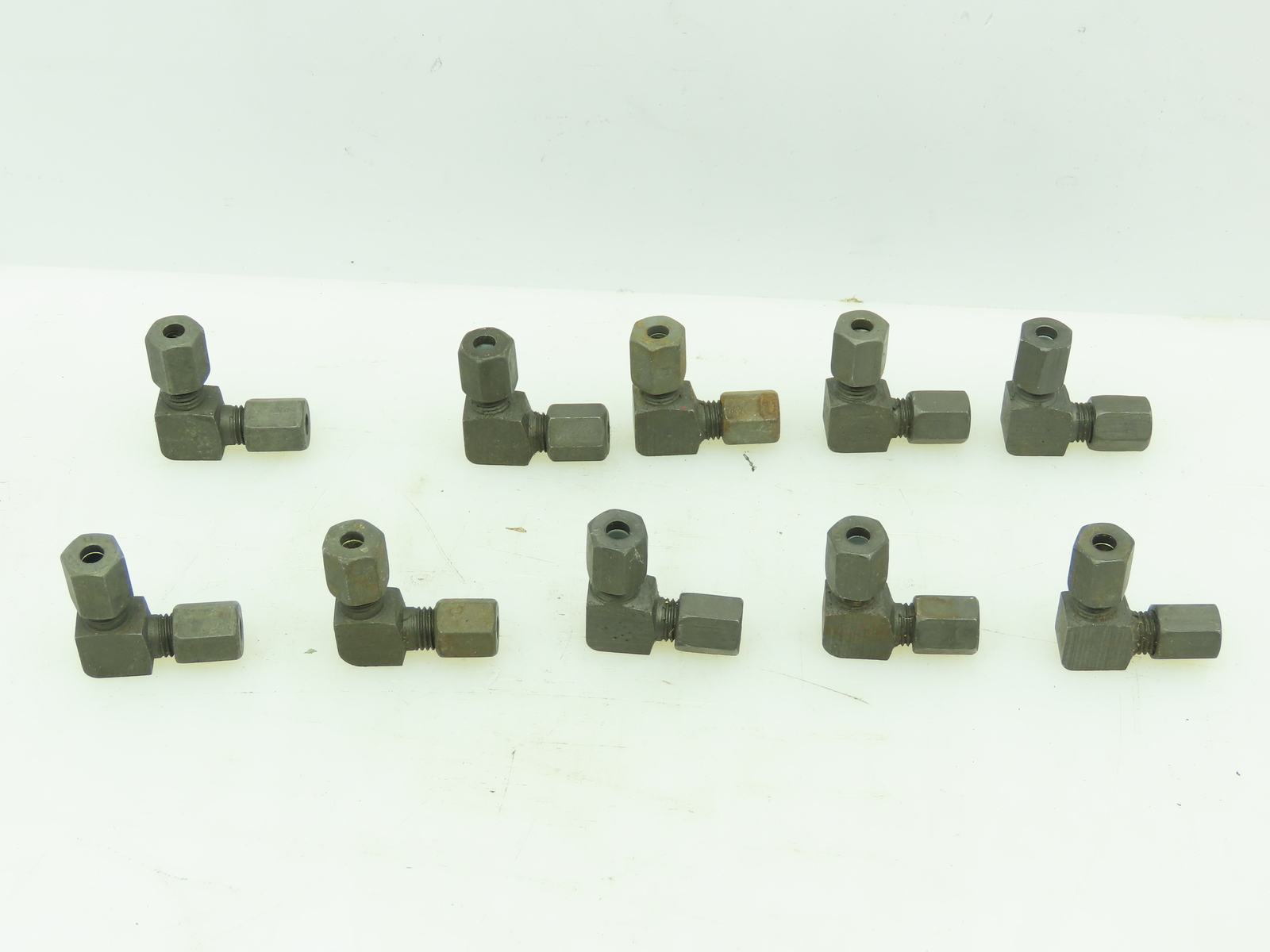 VOSS Steel Flareless Metric 90° Union Compression Elbow 4mm Tube LOT OF ...