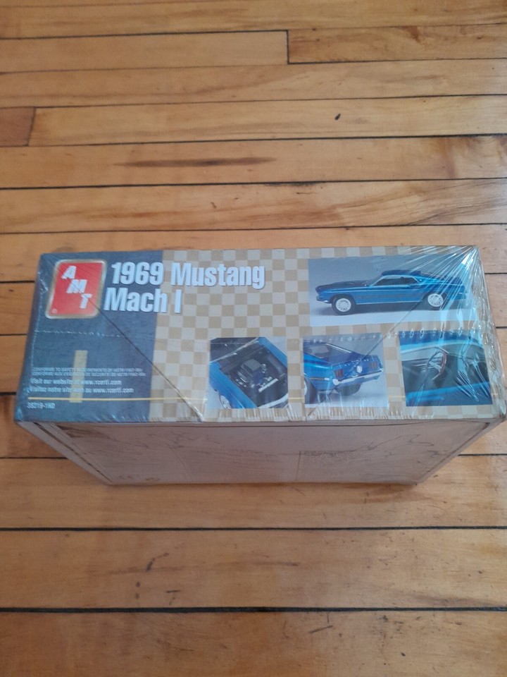 AMT 1969 Mustang Mach 1 Kit #38219 1:25 scale Factory Sealed | eBay