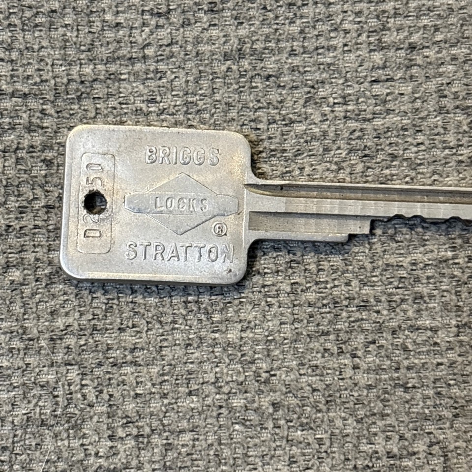 4 Vintage Briggs & Stratton Keys | eBay