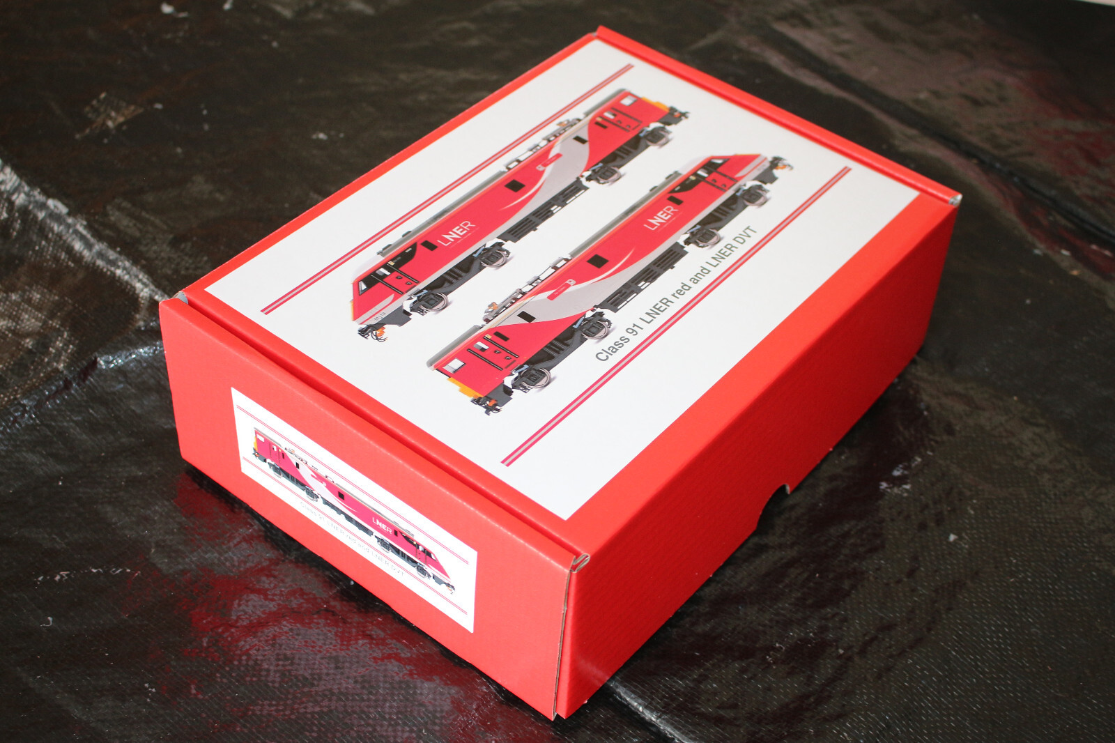 Hornby R3891 Class 91 118 'The Fusiliers' LNER Locomotive for sale ...