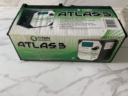 Titan Controls Atlas 3 - Day/Night CO2 Monitor/Room Controller | eBay