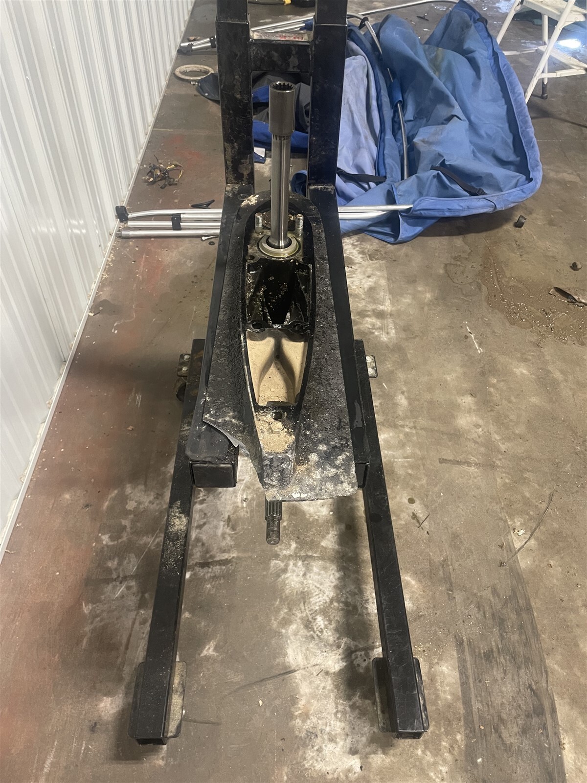 93 Marine MerCruiser Bravo 1 boat outdrive out drive lower bottom | eBay