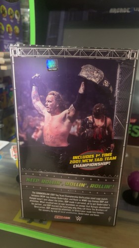 WWE Elite Ringside Exclusive Undertaker Summerslam 2001 with WCW Tag ...