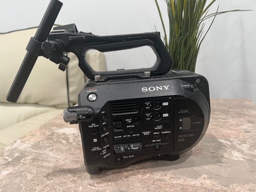 Sony PXW-FS7 4K Super 35mm Exmor CMOS sensor XDCAM camera NO LCD VF ...