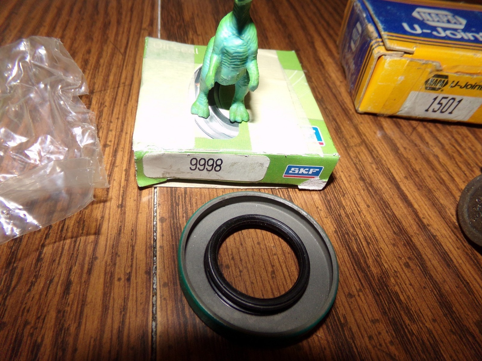 NEW SKF Oil Seal 9998 *FREE SHIPPING* | eBay