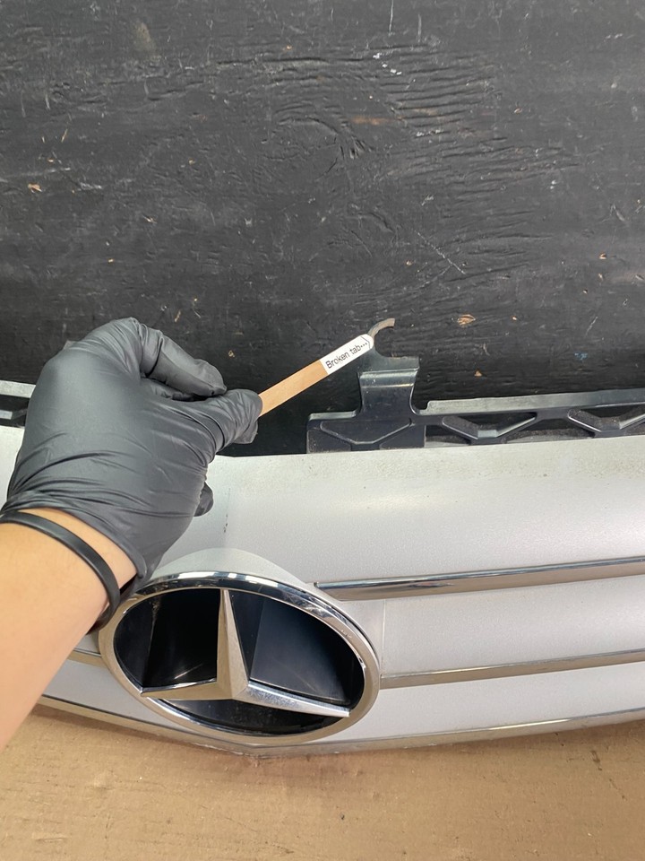 2006-2008 Mercedes W251 R-Class R350 R500 Front Upper Grill Grille OEM ...