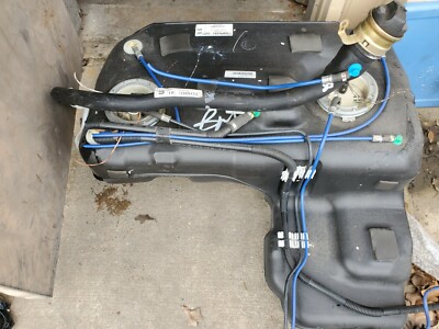 2001-2006 BMW X5 E53 Fuel Tank | Genuine OEM